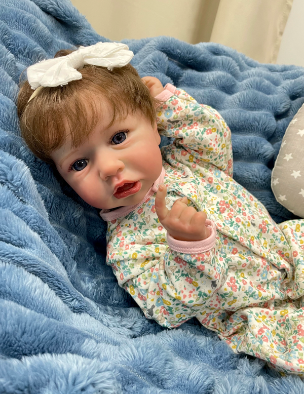 Maya – 22-Inch / 55 cm Full Vinyl Reborn Baby Girl Doll with 3D-Painte ...
