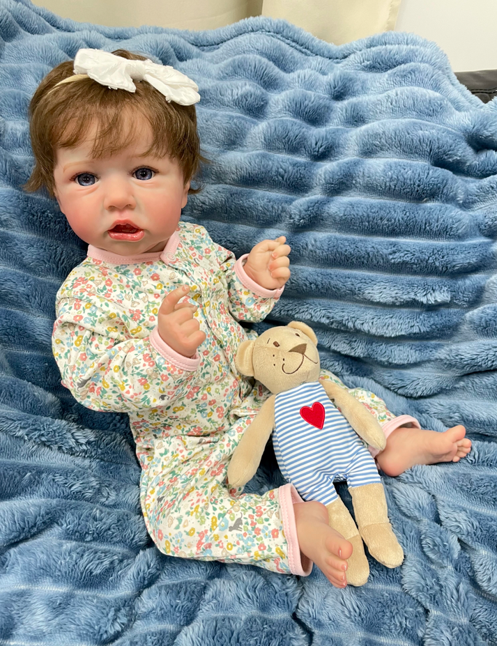 Maya – 22-Inch / 55 cm Full Vinyl Reborn Baby Girl Doll with 3D-Painte ...